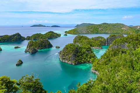 Kapan Waktu Terbaik Berkunjung ke Raja Ampat Tanpa Terganggu Cuaca ...