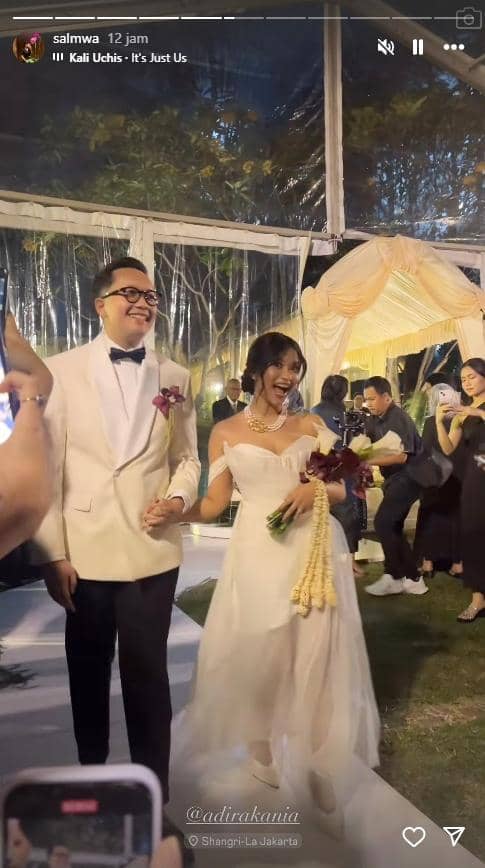 7 Potret Pernikahan Adira Kania, Putri Ikke Nurjanah | IDN Times