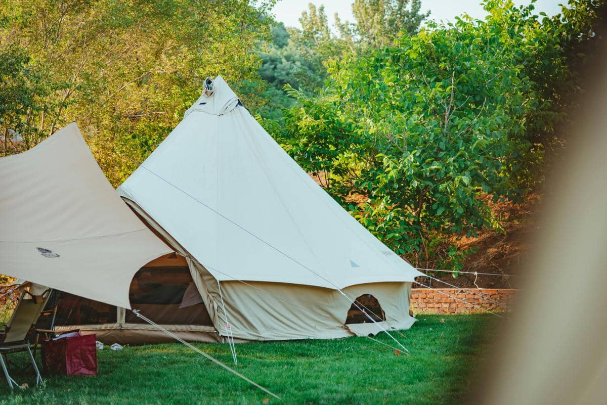 Mau Camping? Kenali 7 Jenis Tenda yang Paling Umum Dipakai | IDN Times ...