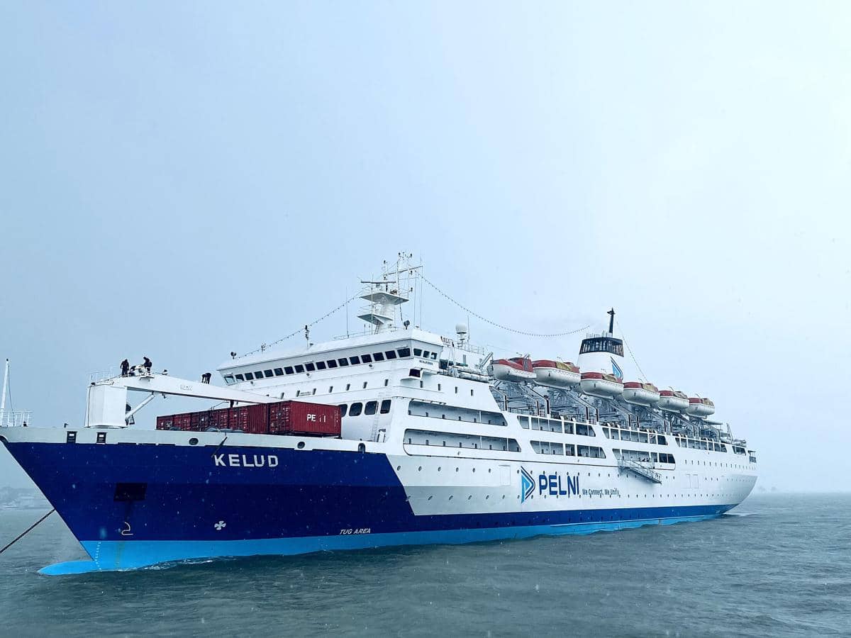 Jadwal Kapal KM Binaiya Rute Bima - Labuan Bajo pada 30 November 2025 ...