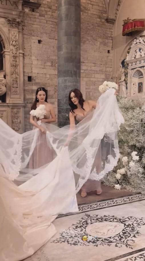 Potret Luna Maya Jadi Bridesmaid di Pernikahan Millane Fernandez | IDN ...