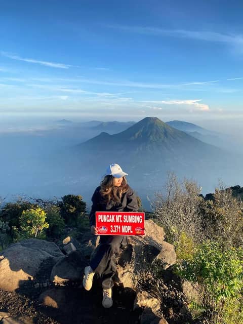Puncak Gunung Sumbing Ada Berapa? | IDN Times