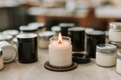 Lilin Terbuat dari Apa? | IDN Times