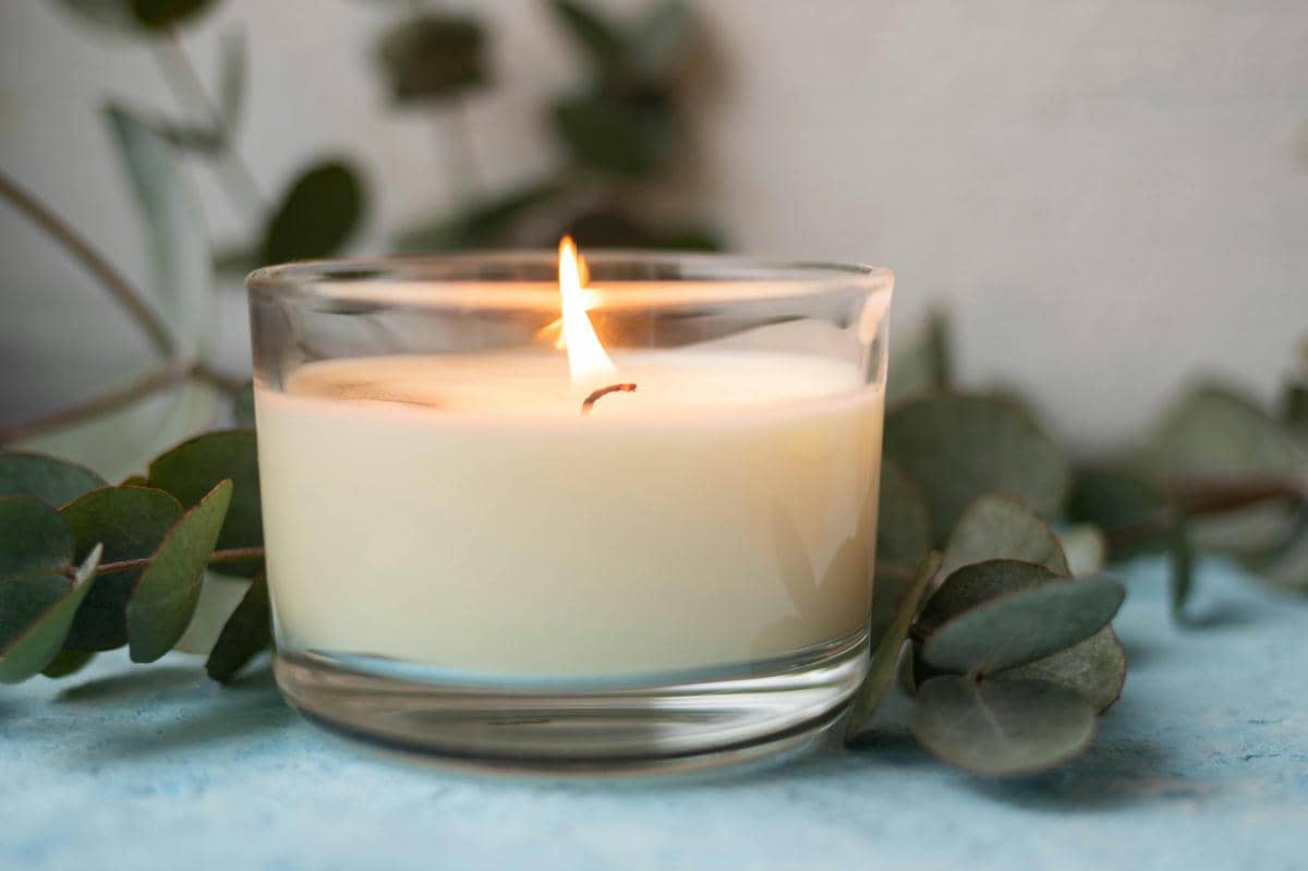 Lilin Terbuat dari Apa? | IDN Times