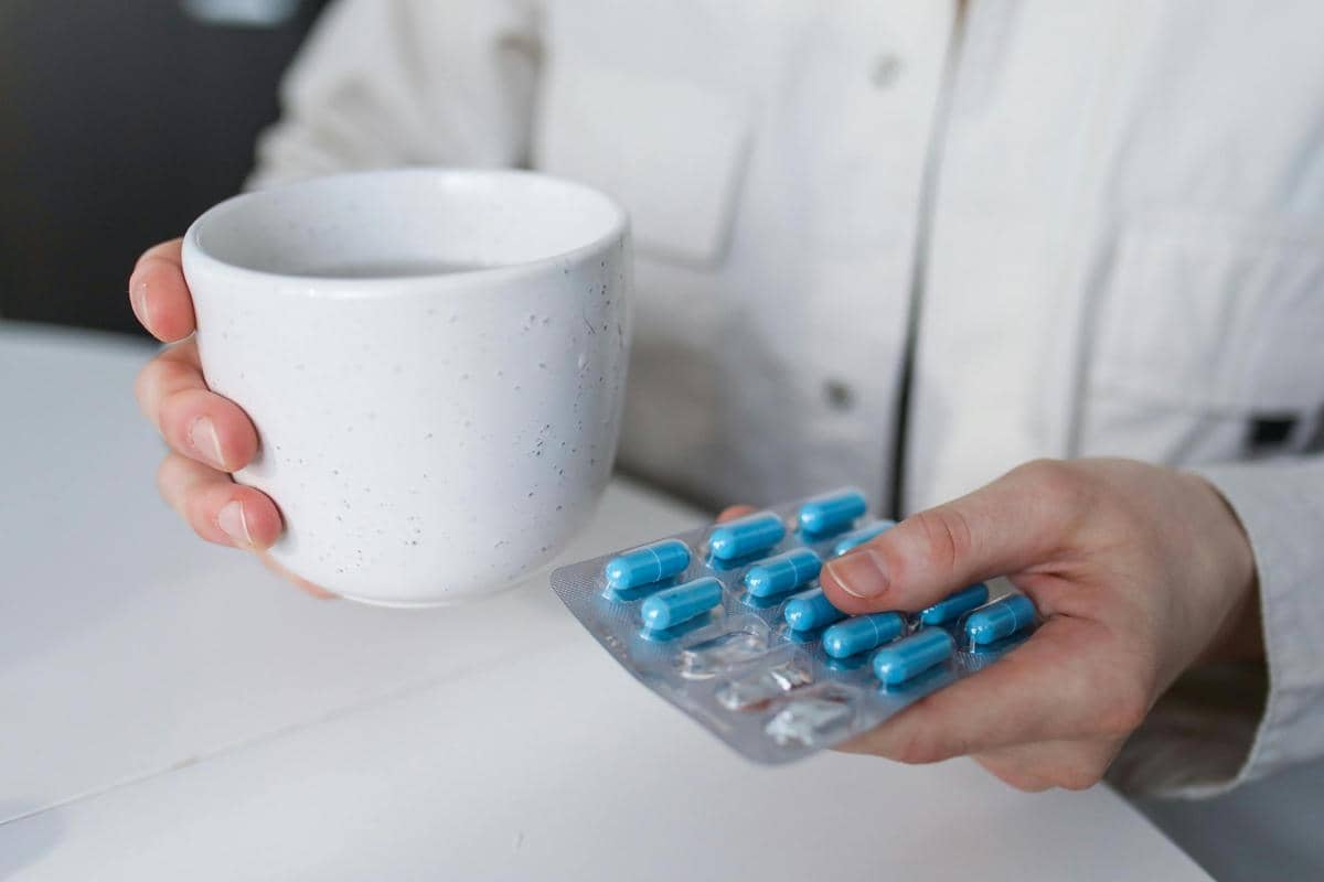Kapan Waktu Terbaik Minum Obat Maag? Ini Penjelasan Lengkapnya | IDN Times