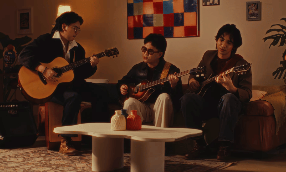 Lirik Lagu Teruntuk Dirimu - The Lantis, Jadi Pesan untuk Mantan | IDN ...