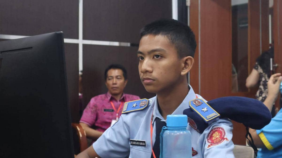 Siswa SMK di Buleleng Juara Lomba Koding, Hobi Ngoding Sejak SMP | IDN Times Bali