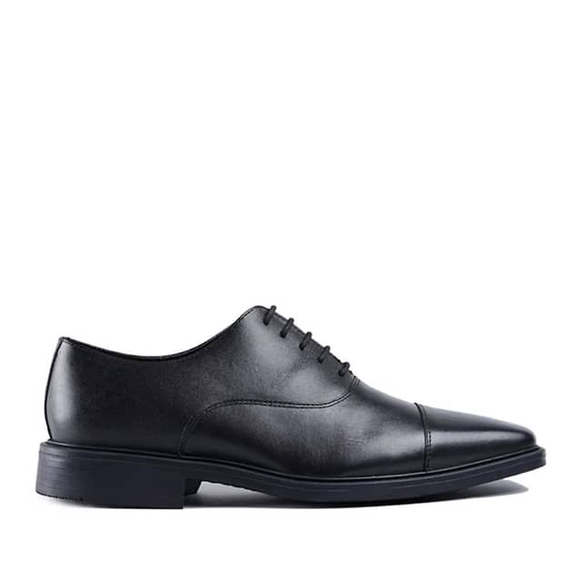 5 Rekomendasi Sepatu Merek Prabu Terbaik untuk Pria, Super Classy ...