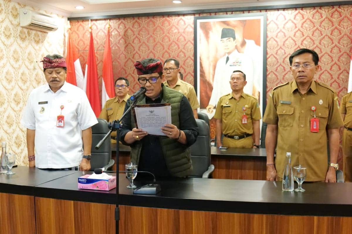Bupati Tabanan Mutasi 8 Pejabat Eselon II, Ini Daftar Namanya | IDN ...