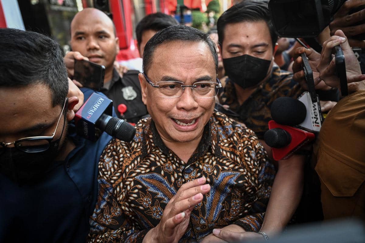 TOP 5: Status Tersangka Eggi Sudjana Dicabut - Bupati Pati Ditangkap ...