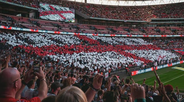 Djed Spence, Pesepak Bola Muslim Pertama Timnas Inggris | IDN Times