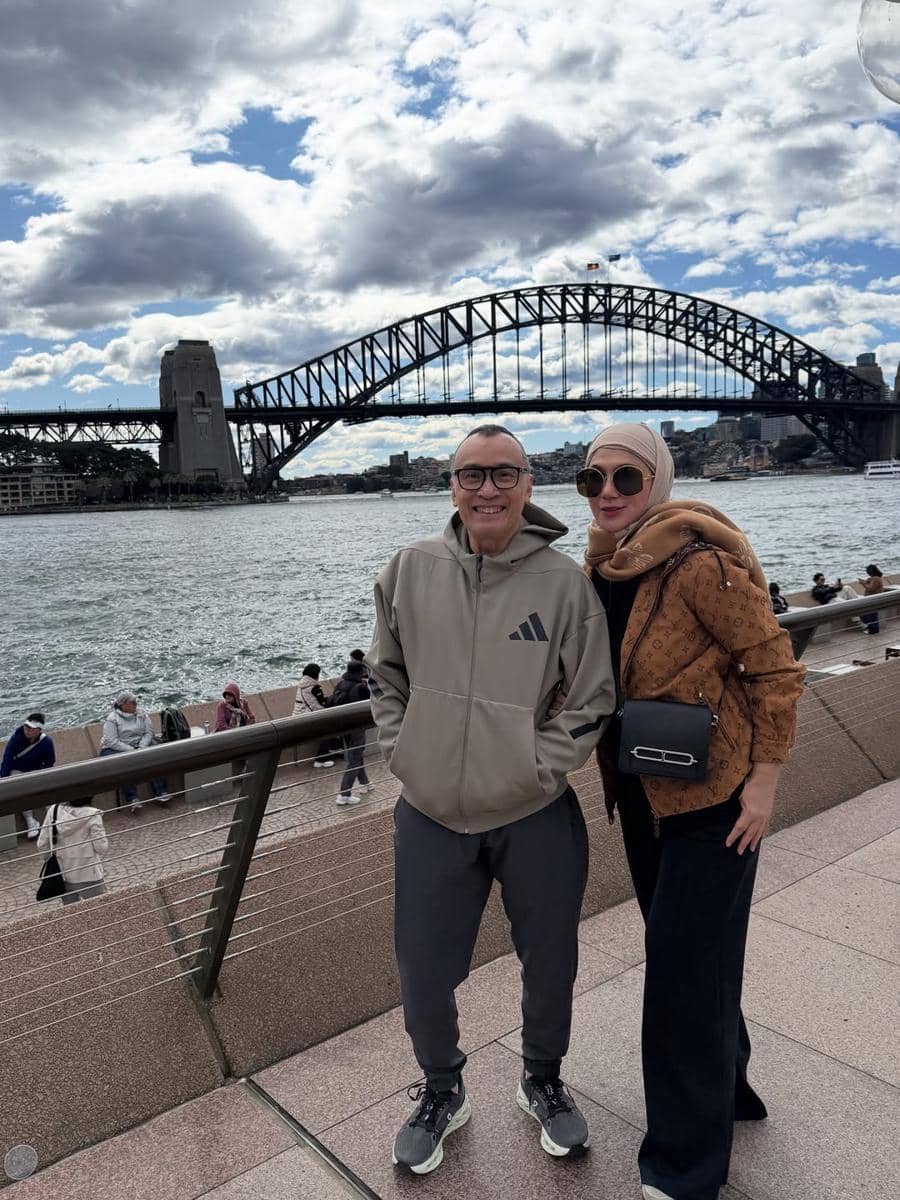 10 Potret Marini Zumarnis dan suami Jalan-jalan di Sydney | IDN Times