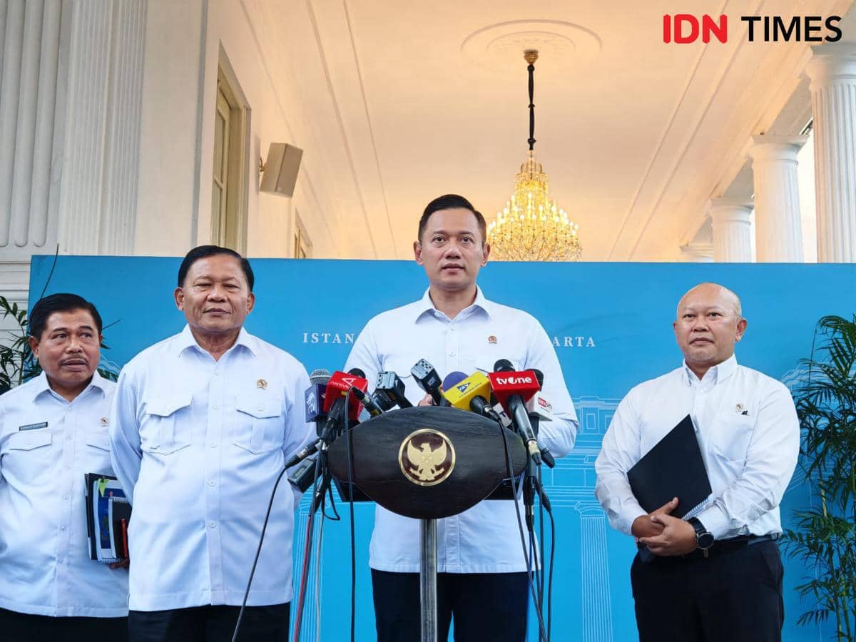 Prabowo Panggil Jonan, AHY, Dirut KAI ke Istana, Bahas Utang Whoosh? | IDN Times