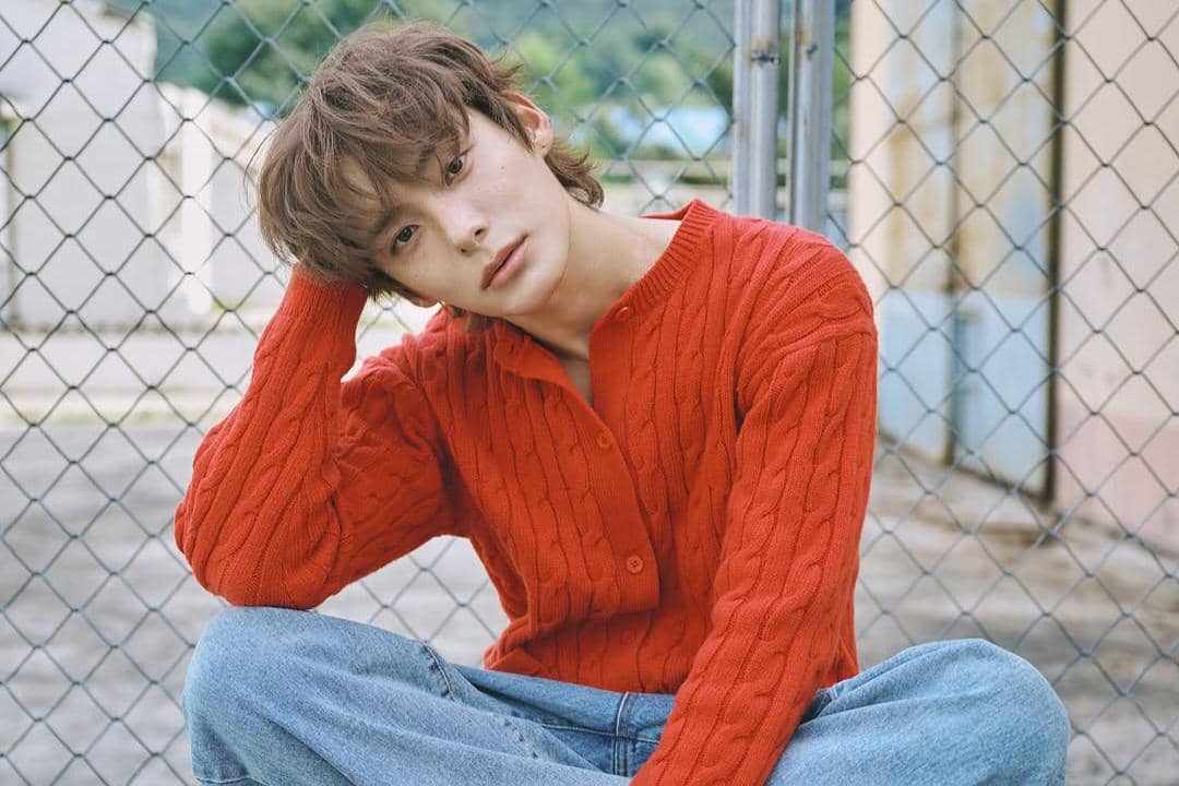 Lirik Lagu Umbrella - JUNHEE dan Maknanya, Viral di TikTok | IDN Times