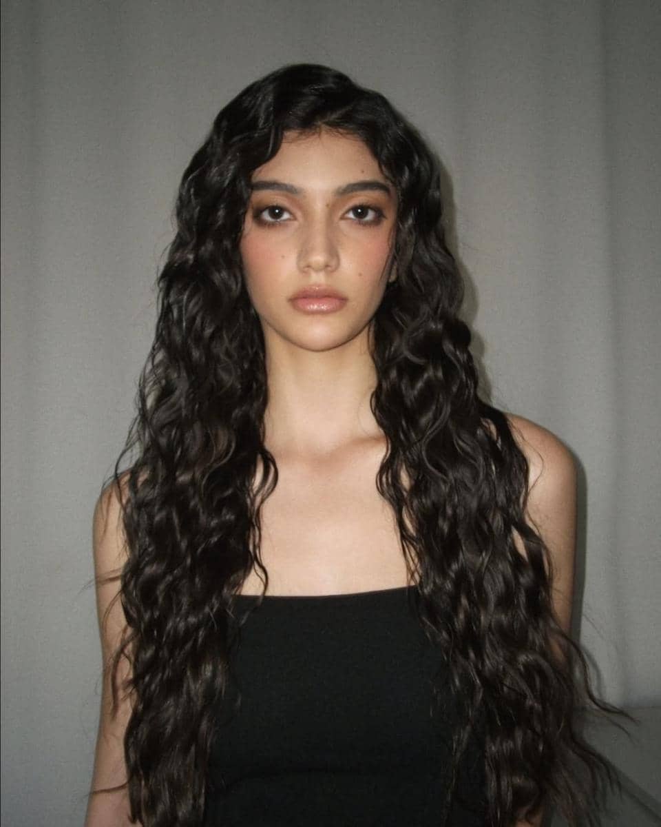 7 Potret Lilia Gzraryan Miss Grand Armenia 2025, Manis Abis! | IDN Times