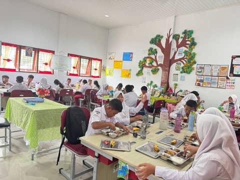 Viral Siswa SD di Sukabumi Meninggal Diduga Makan MBG, Ini Kata Dinkes ...