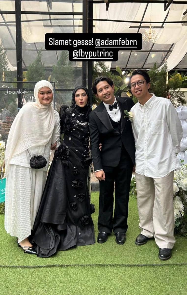 Gaya Resepsi Nikah Feby Putri, Kenakan Gaun Hitam yang Glam | IDN Times