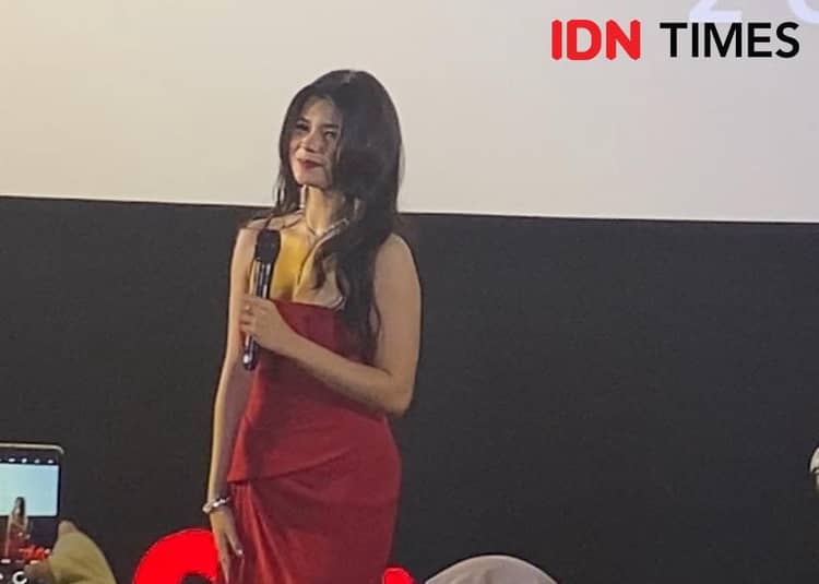 10 Foto Bugar Yurike Prastika, Masih Eksis sejak Film Silat Era 9 | IDN ...