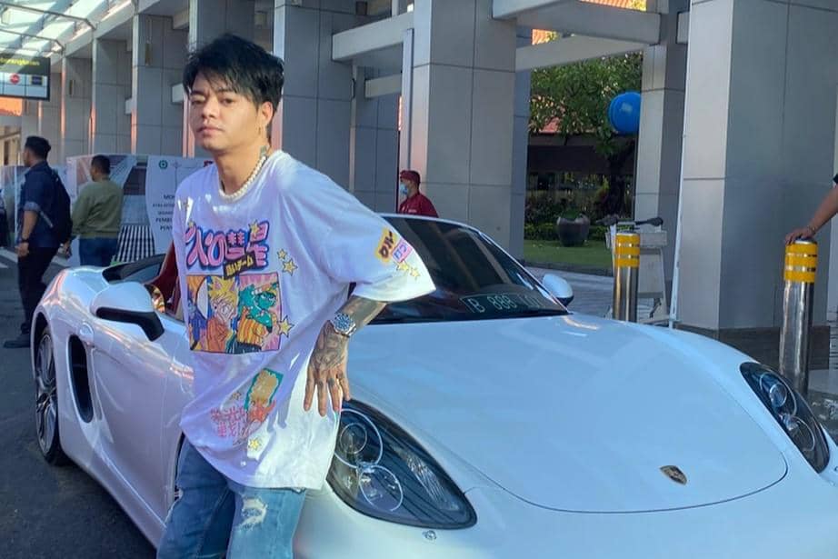 Profil Reza "Arap" Oktovian, dari YouTuber hingga Sutradara Film | IDN ...