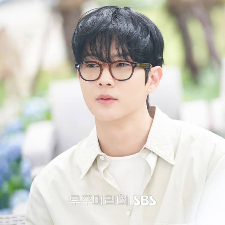 Choi Woo Shik Pede soal Chemistry-nya dan Jung So Min di Drama Terbaru | IDN Times