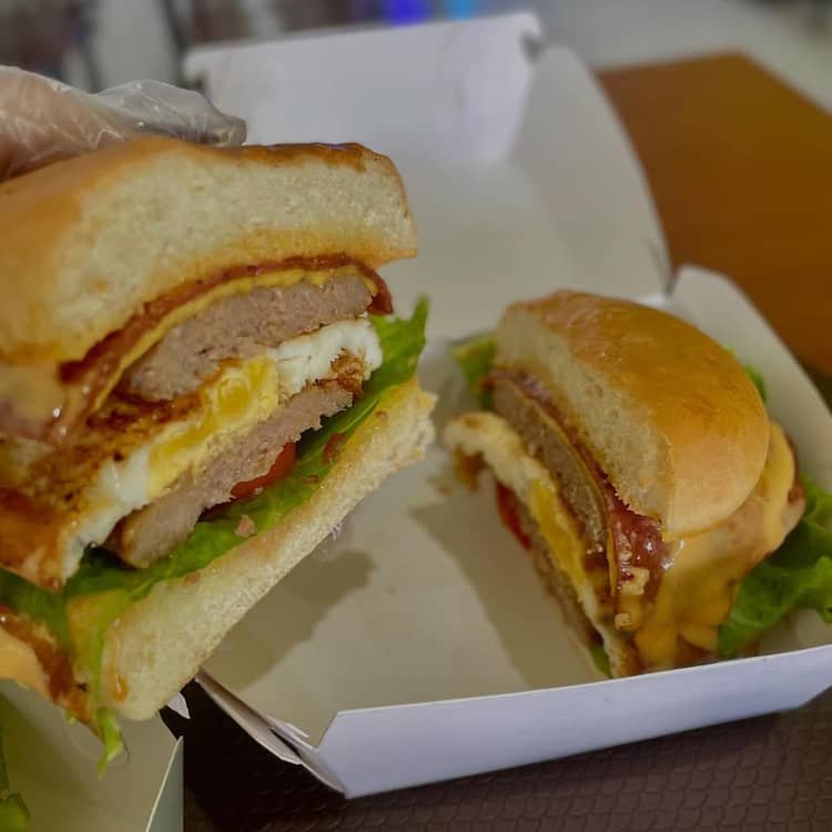 6 Menu Best Seller Burger Bangor yang Cocok untuk Pemula | IDN Times