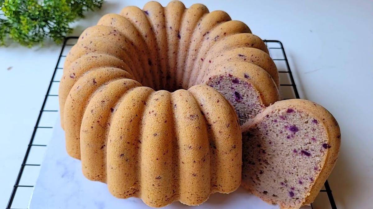 Resep Bolu Ubi Ungu Panggang yang Manis dan Moist Banget | IDN Times