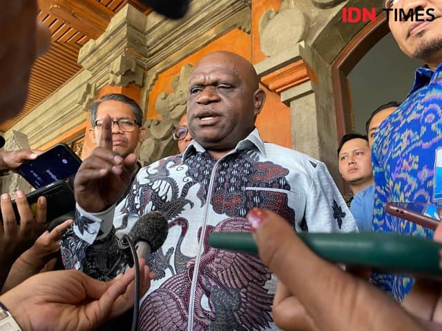Anggota DPR PDIP Kritik Pigai soal Bantahan Teror ke Ketua BEM UGM ...
