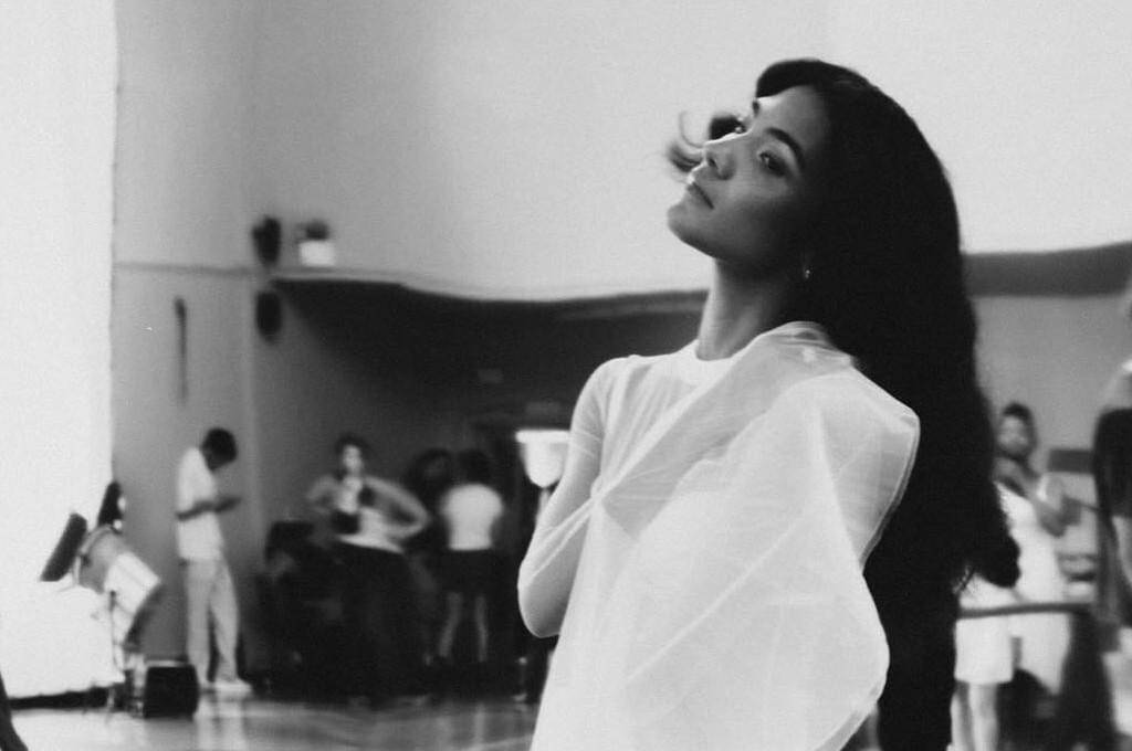 5 Lagu Olivia Dean tentang Mencintai Diri Sendiri, Ada Baby Steps | IDN ...