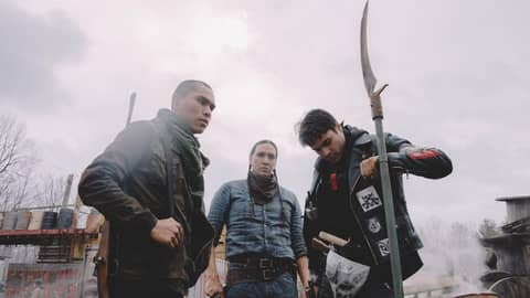 10 Rekomendasi Film Zombie Paling Realistis, Bikin Ngeri! | IDN Times