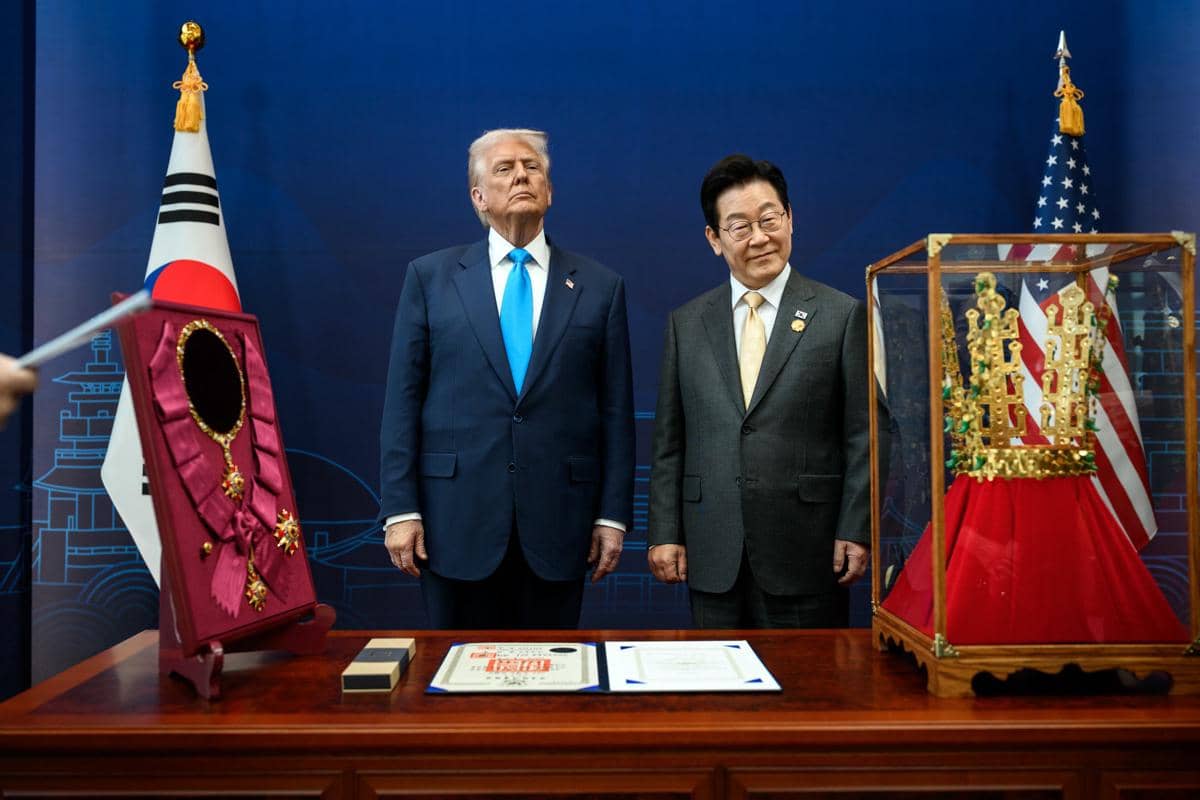 Xi Jinping Bawa China Bersinar Usai AS Tinggalkan KTT APEC 2025 | IDN Times