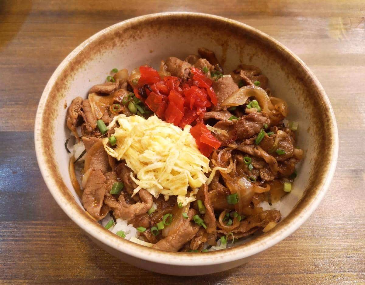 Resep Beef Gyudon ala Jepang dari Daging Kurban | IDN Times