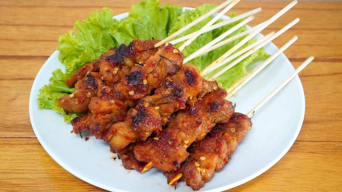 Resep Sate Ayam Pedas Manis yang Sedap untuk Makan Malam | IDN Times