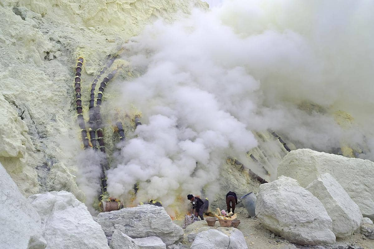 Kenapa Turis China Suka Liburan ke Kawah Ijen? | IDN Times