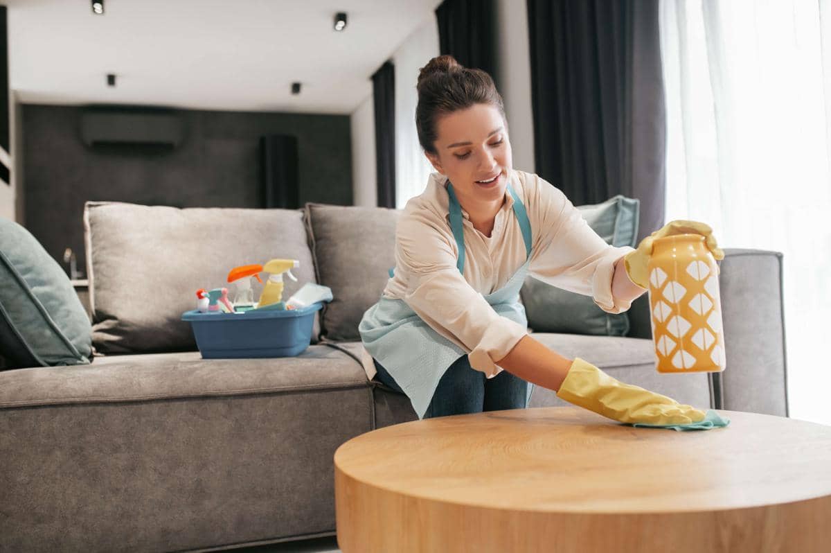 5 Cara Cepat Merapikan Kamar dalam 10 Menit saat Kamu Lagi Capek | IDN ...