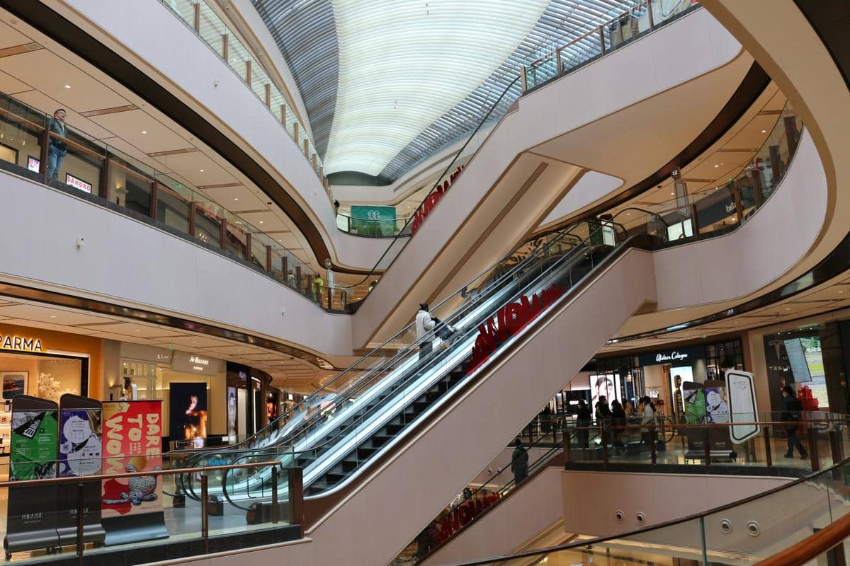 5 Mall Ikonik di Kawasan Blok M yang Masih Eksis dan Ramai Pengunjung ...