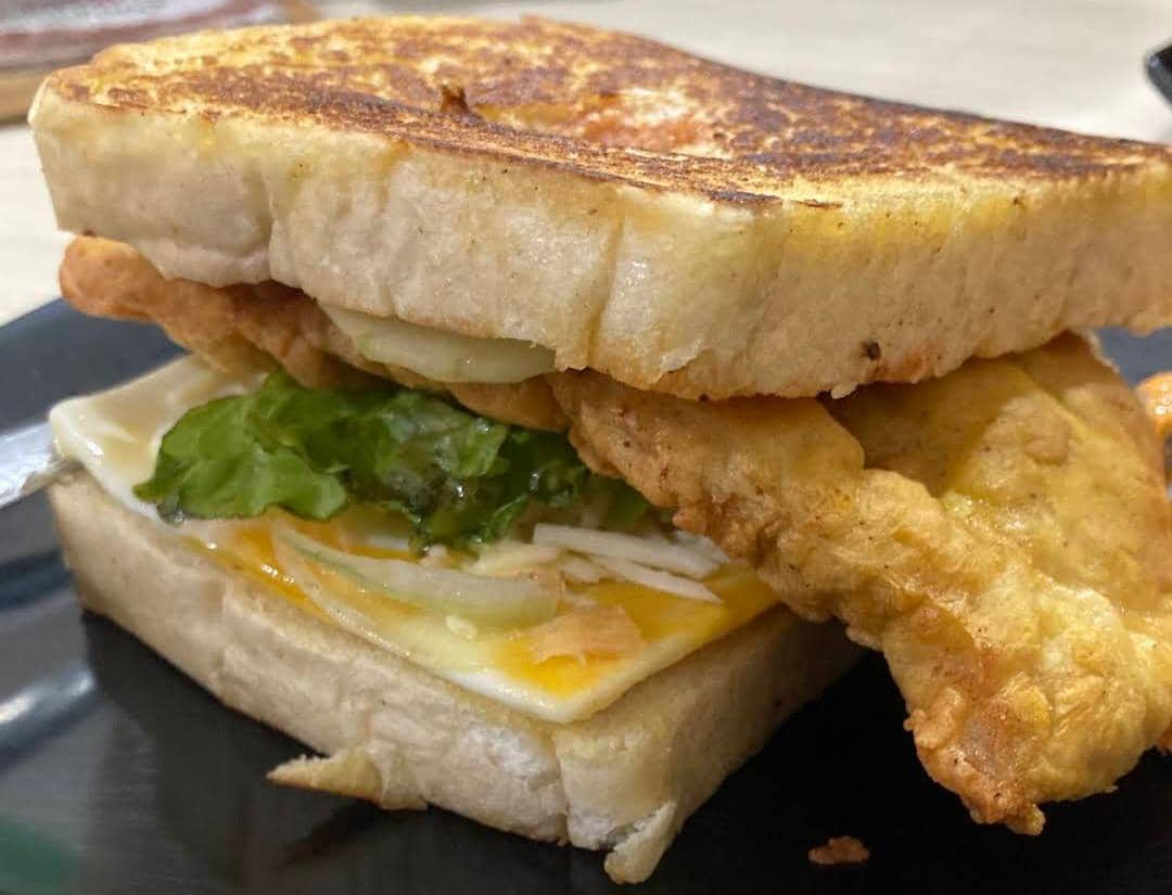 5 Spot Roti Bakar di Bandung yang Bikin Nagih, Mana yang Paling Juara ...