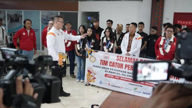 Kenneth Sukses Bawa Jakarta Pertahankan Juara Umum Kejurnas Catur | IDN ...