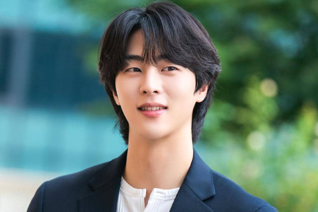 Biodata dan Profil Kim Mu Jun | IDN Times