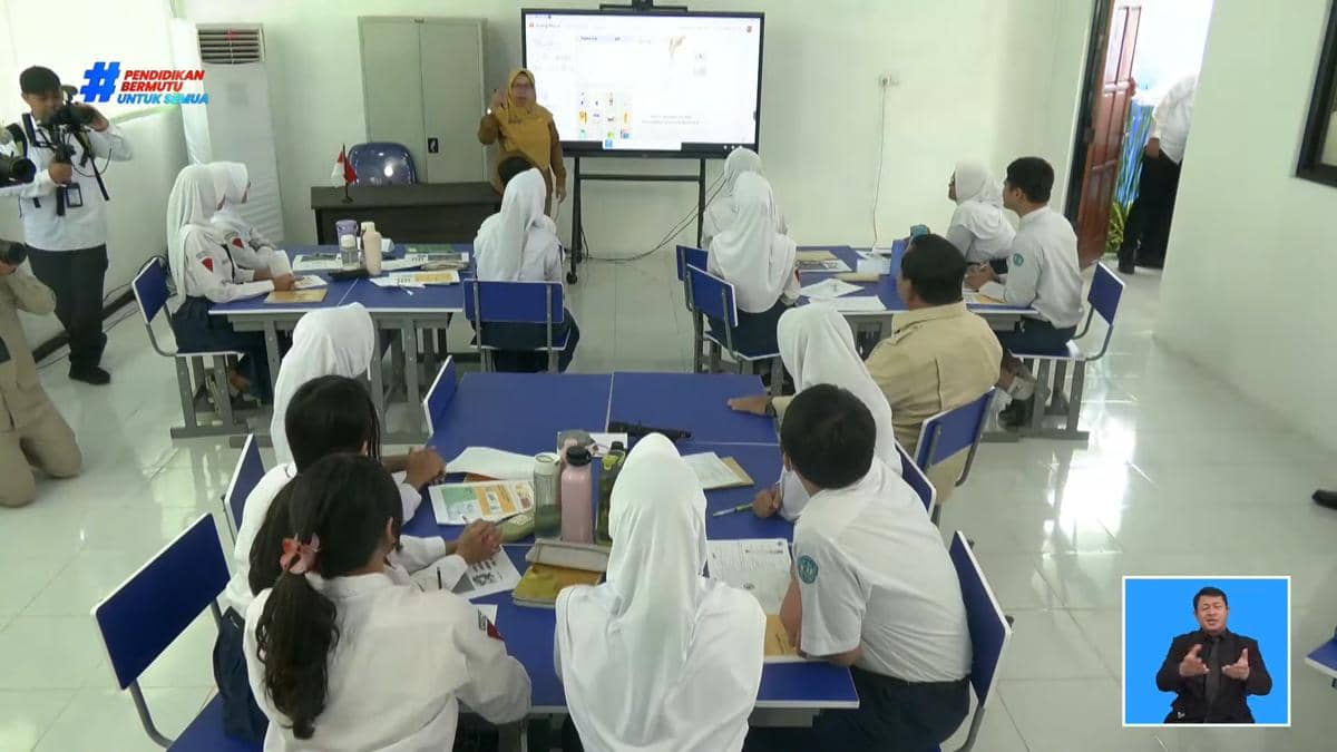 Profil SMPN 4 Bekasi, Sekolah yang Didatangi Prabowo | IDN Times