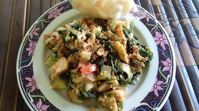 5 Perbedaan Gado-gado dan Lotek, Jangan Sampai Keliru | IDN Times
