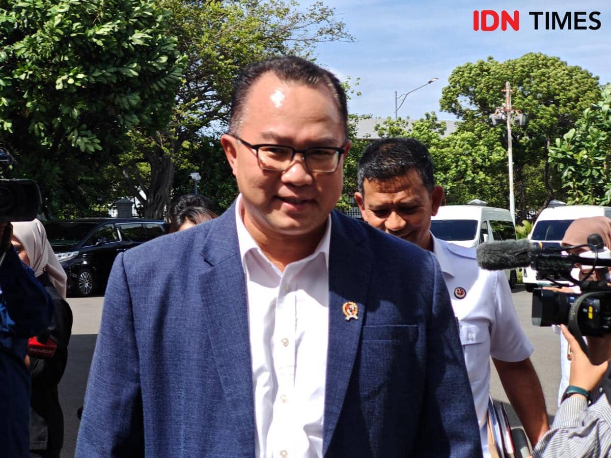 IDN Luncurkan Millennials & Gen Z Report 2026 di Indonesia Summit 2025 | IDN Times