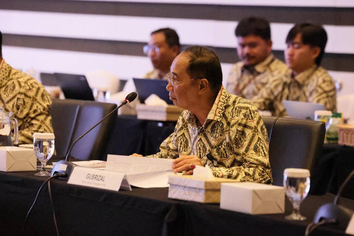 Hemat Energi ala Pangkolinlamil, Gowes Sepeda dari Rumah ke Markas ...
