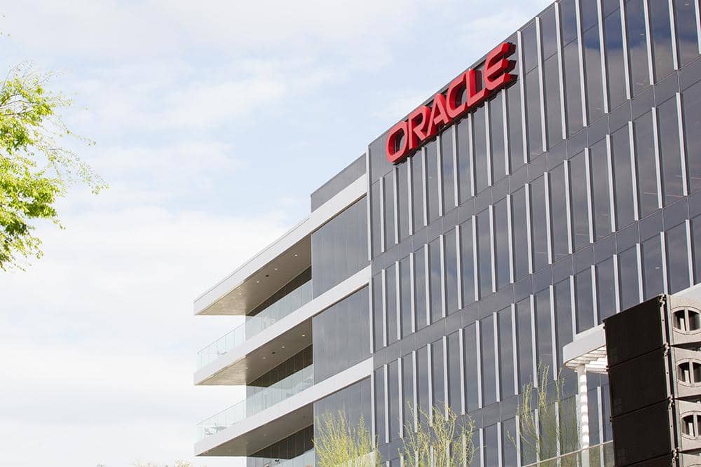 Oracle Bakal PHK Massal Imbas Terlilit Utang dan Investasi AI | IDN Times