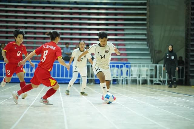 Kalah dari Vietnam, Timnas Futsal Putri Raih Perak di SEA Games 2025 ...