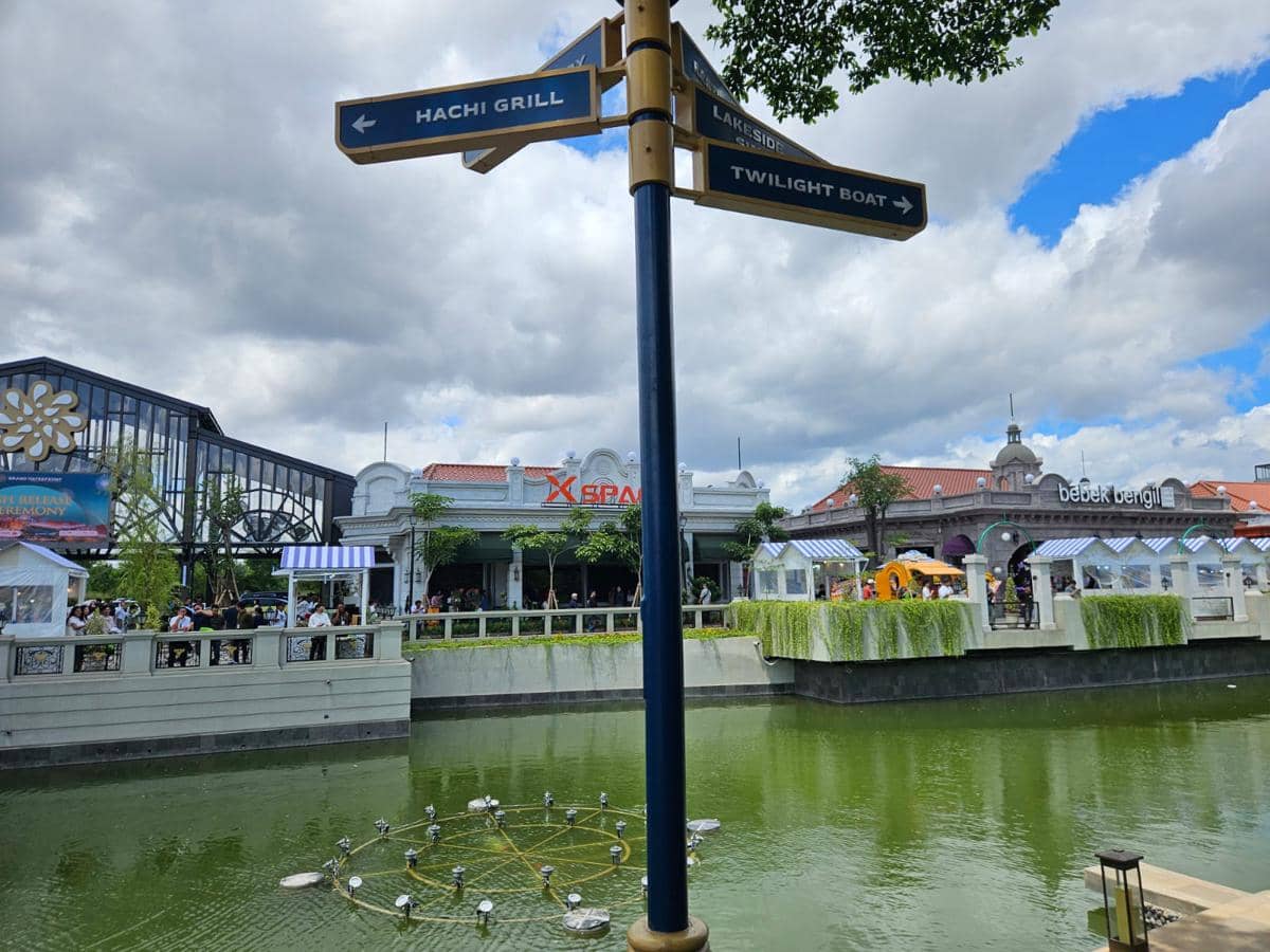 Grand Waterfront Hadirkan Tempat Hangout Bernuansa Eropa | IDN Times