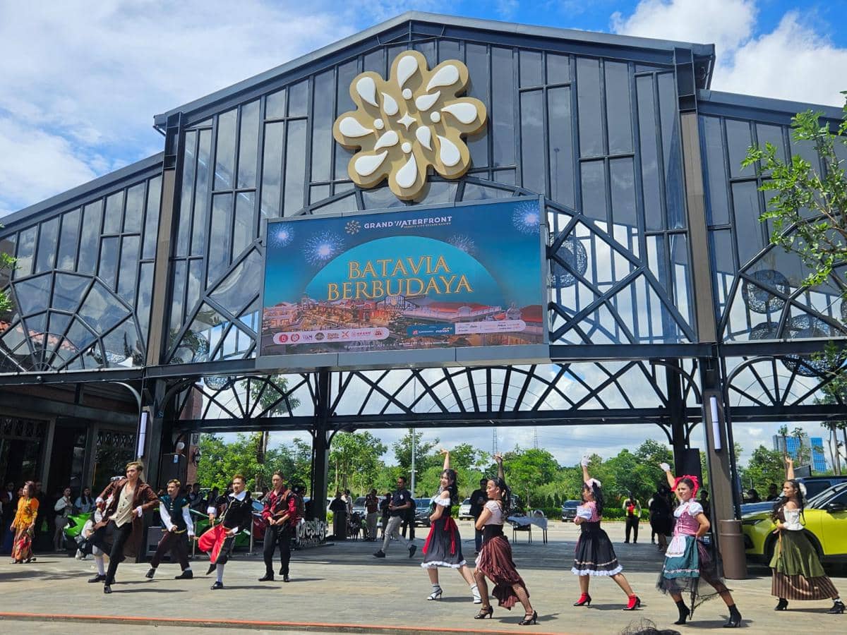Grand Waterfront Hadirkan Tempat Hangout Bernuansa Eropa | IDN Times