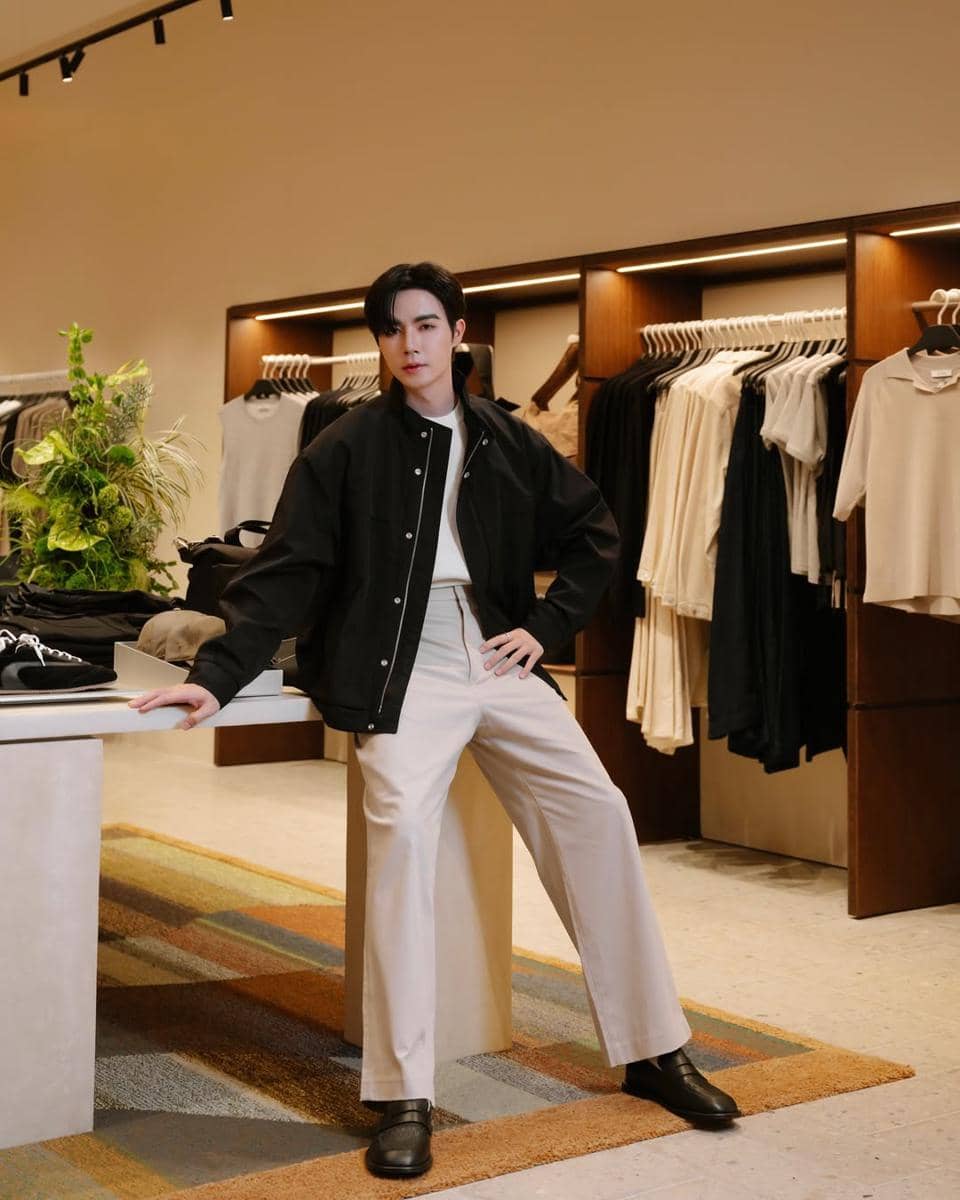 8 Ide Casual Street Look ala Aktor Zee Pruk, Didominasi Styling Jaket! | IDN Times