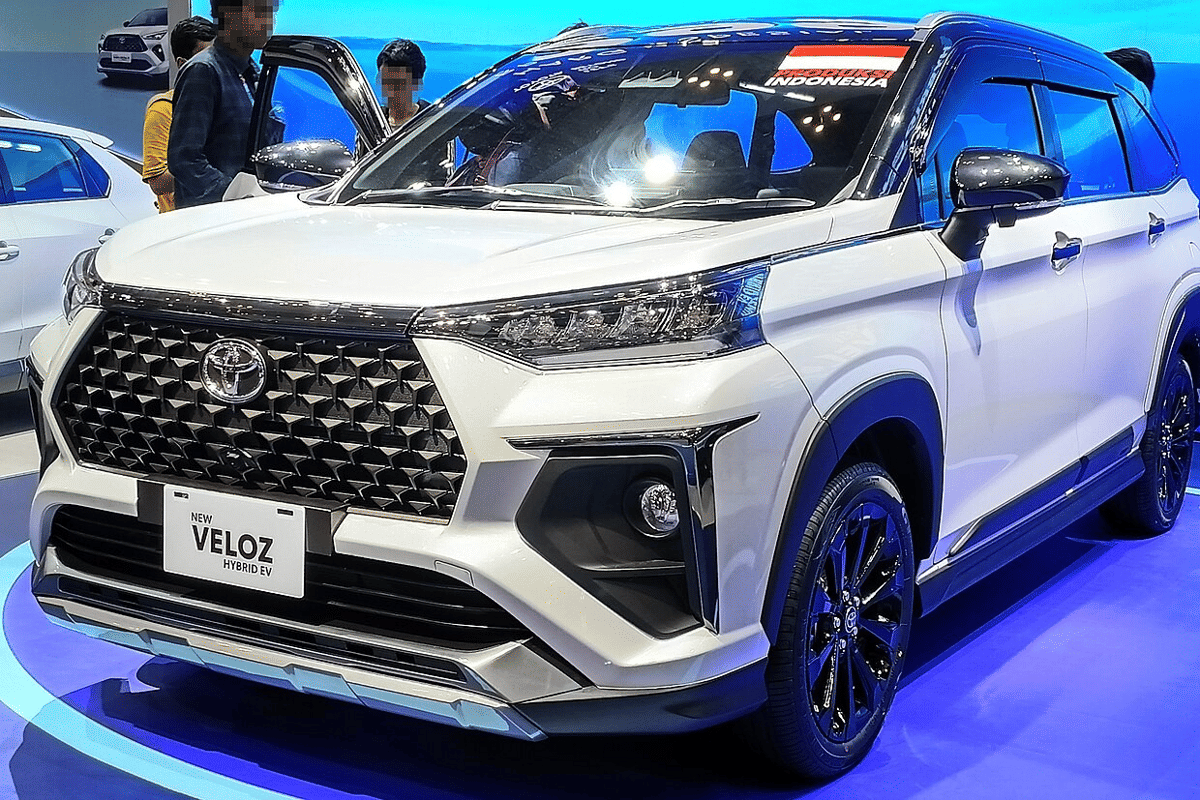 Perbedaan Varian Veloz Hybrid, dari HEV hingga Modellista | IDN Times