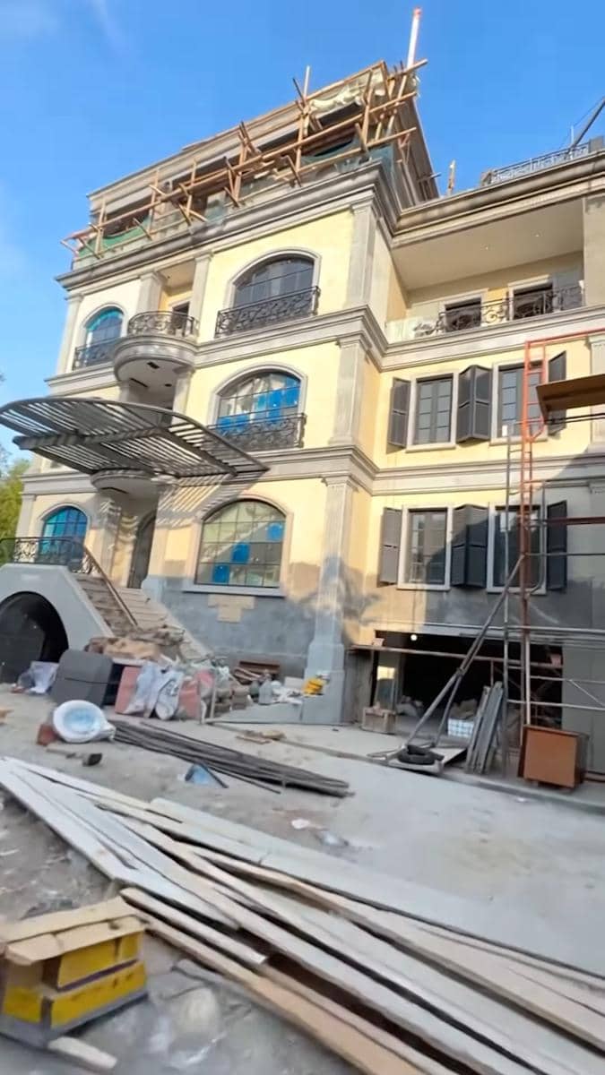 9 Potret Progres Pembangunan Rumah Baru Tasya Farasya, Mewah! | IDN Times