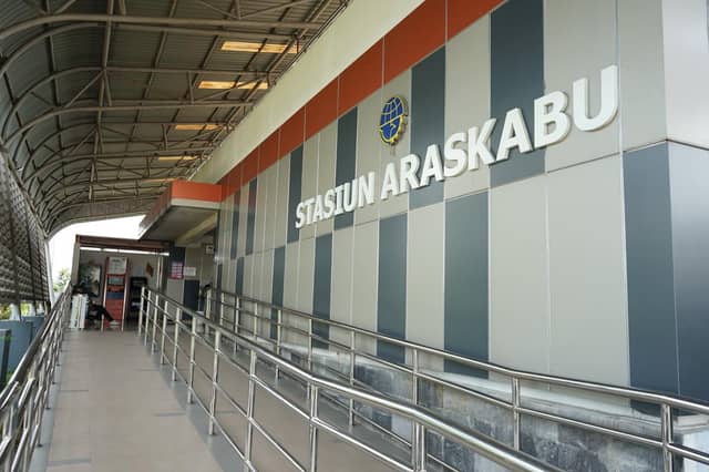 Stasiun Araskabu Kini Terintegrasi ke Bandara KNO, Catat Jadwalnya ...